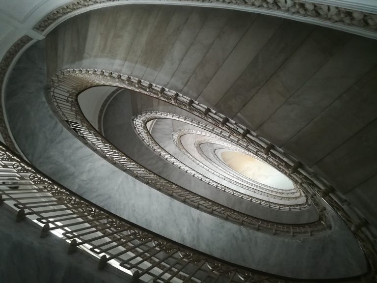 Napoli velata, tutte le 10 location del film di Ferzan Ozpetek ...